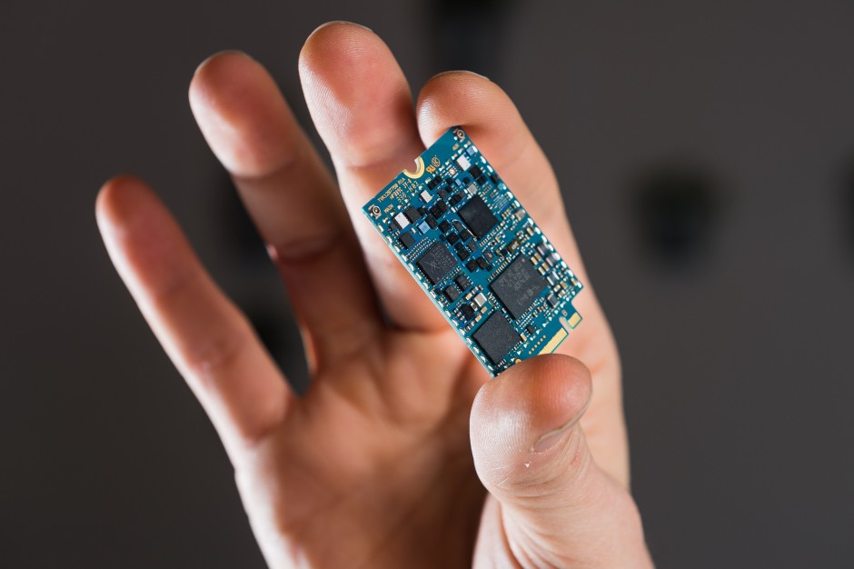 Ericsson’s M7450 5-mode modem chipset tested and certified for use in ...