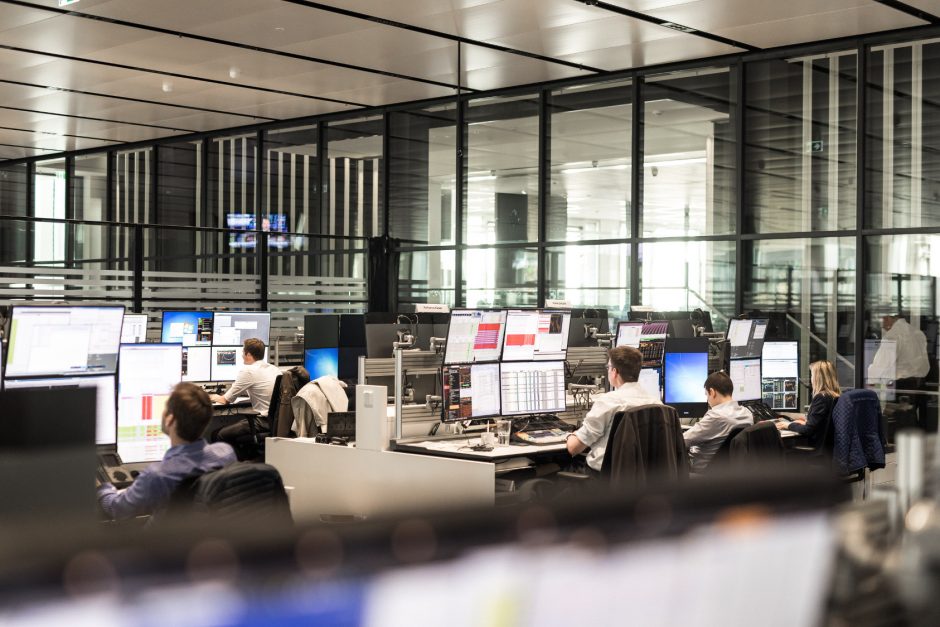 Deutsche Bank to use its Hong Kong branch to offer cross border ...