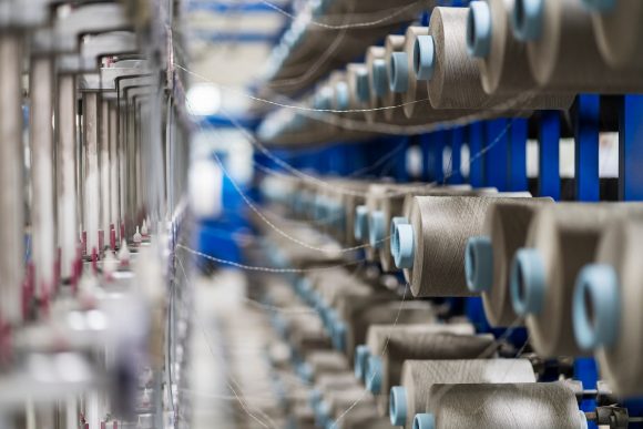 ŠKODA AUTO to use wool combined with recycled polyester for the seat ...