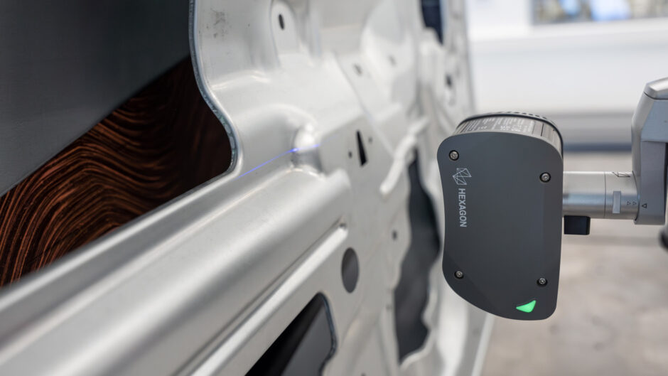 Hexagon Unveils HP-L-10.10 LITE Laser Scanner for Efficient 3D Point ...