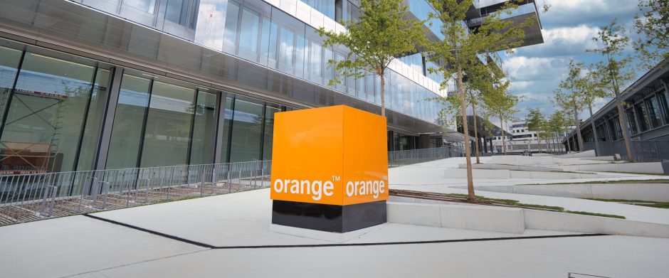 Orange surpasses 10 million fiber customers in France, first operator ...